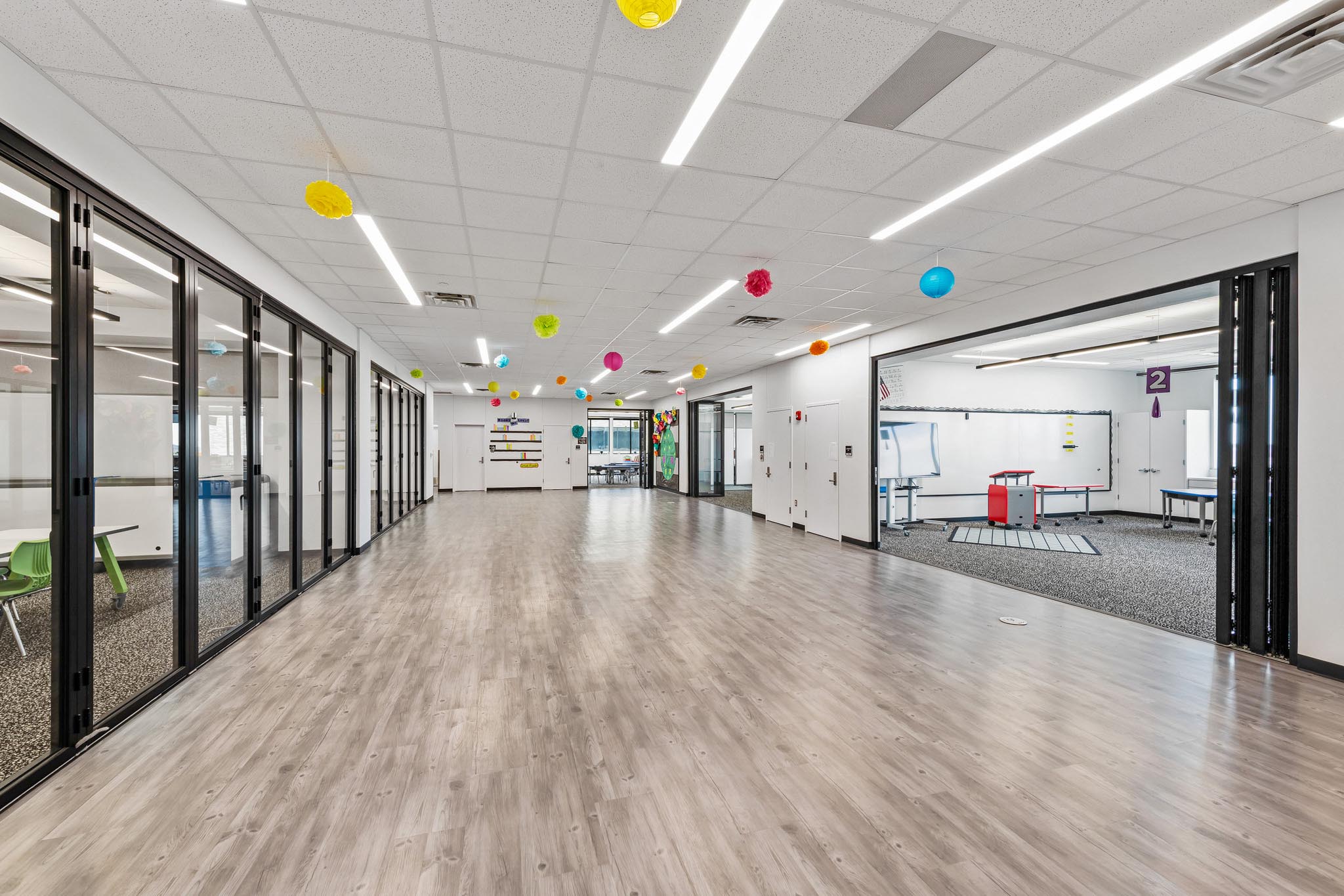 Elementary School Designed Around Learning Hubs | NanaWall